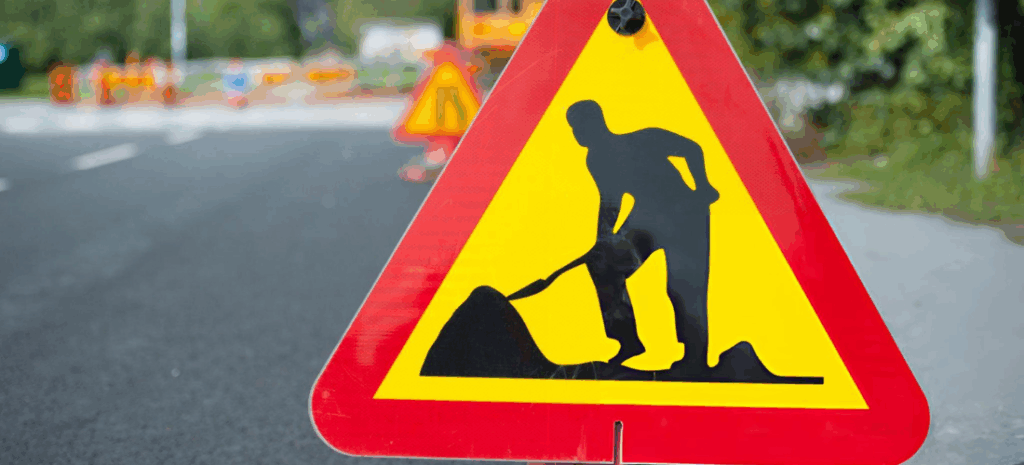 Selecting the Right Sign Boards for Infrastructure Projects – Bedrock ...